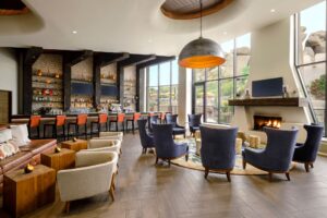 Discovery Lounge - The Boulders Resort & Spa
